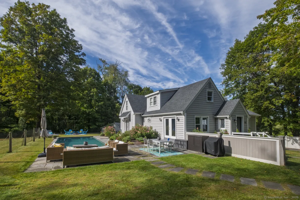 21 Perry Street, Salisbury Connecticut — $975K | Elyse Harney Real Estate